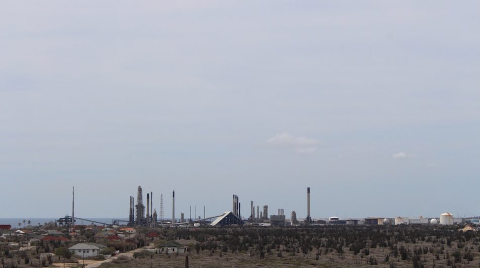 Major Caribbean Oil Refinery to Reopen