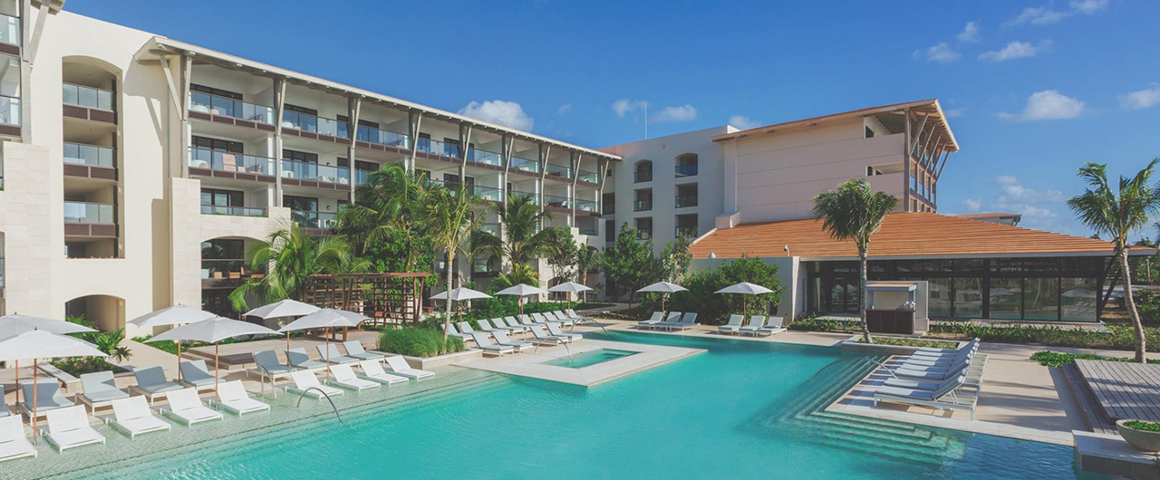 Sleek New UNICO Hotel Opens Doors in Mexico