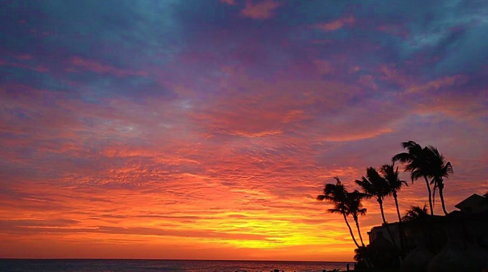 Caribbean Photo of the Week: The Colors of Sunset in Aruba