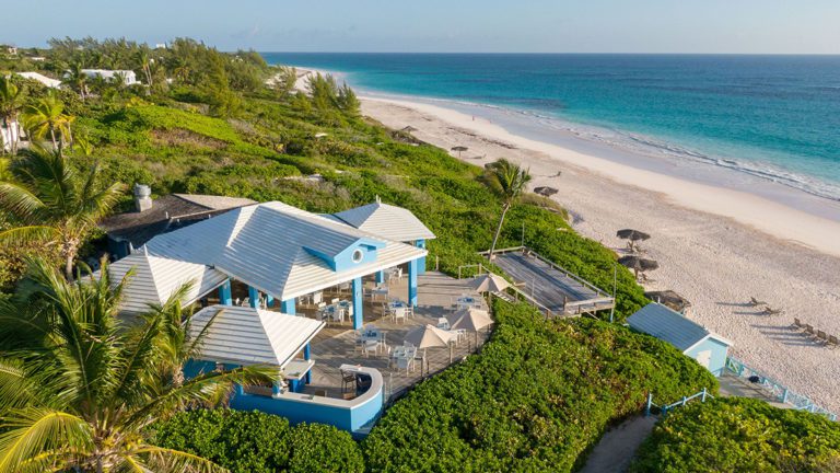 These 10 “Gourmet” Caribbean Beaches Combine Fine Dining and Perfect ...