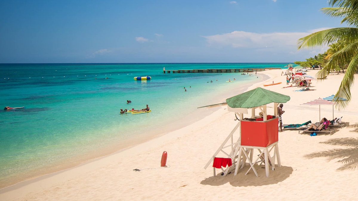 Jamaica Hotel and Tourist Association Names New President