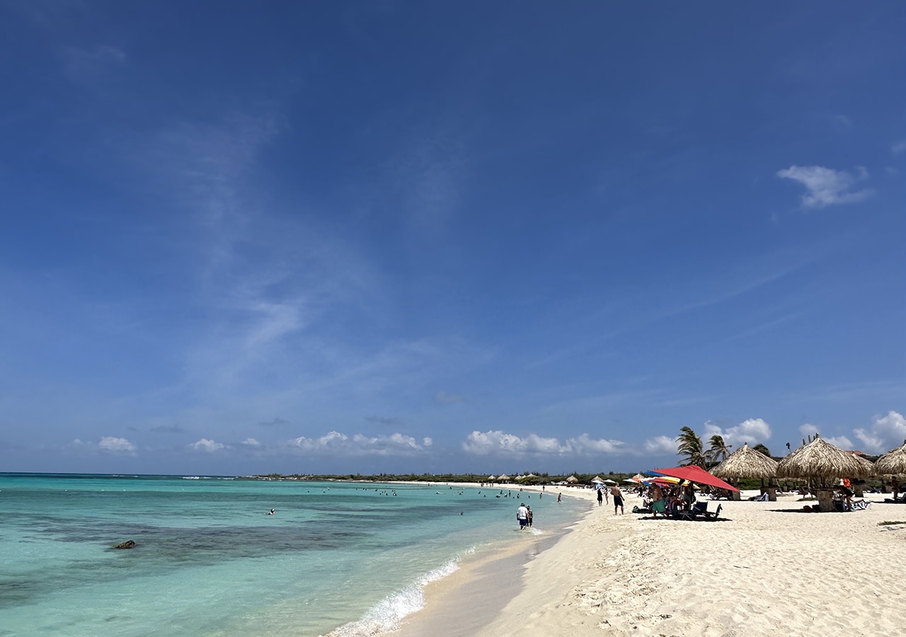 The Best Beaches in Aruba, From Crystal-Clear Water to Sublime ...